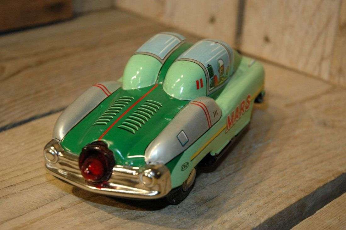 - Vintage Spacetoys