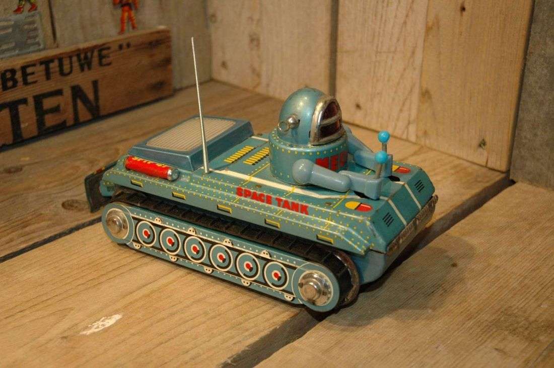Beijing Toy No.1 Factory - Space Tank Salesman Sample - Vintage Spacetoys