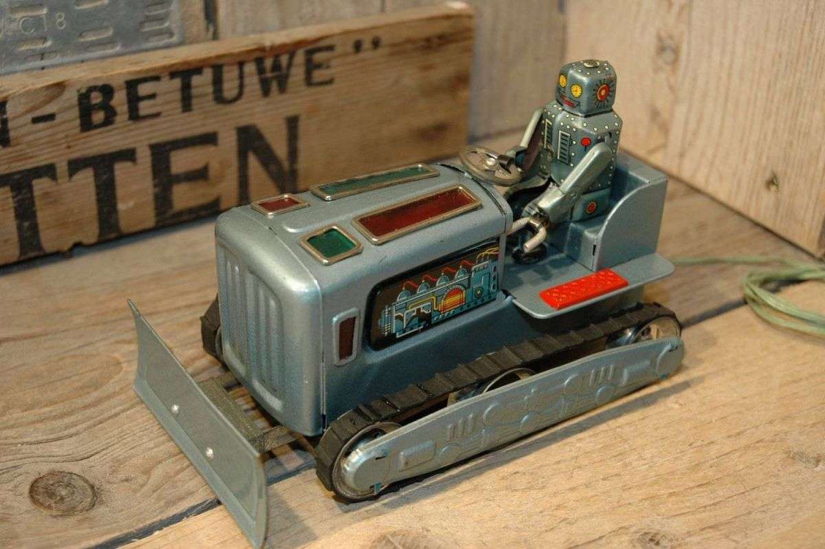 KO Yoshiya - Robot Bulldozer - Vintage Spacetoys