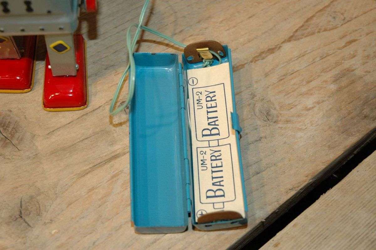 SNK Sankei - Flashy Jim The Robot - Vintage Spacetoys