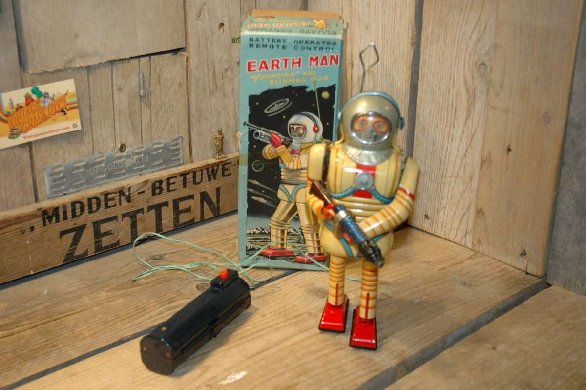 Nomura - Earthman - Vintage Spacetoys