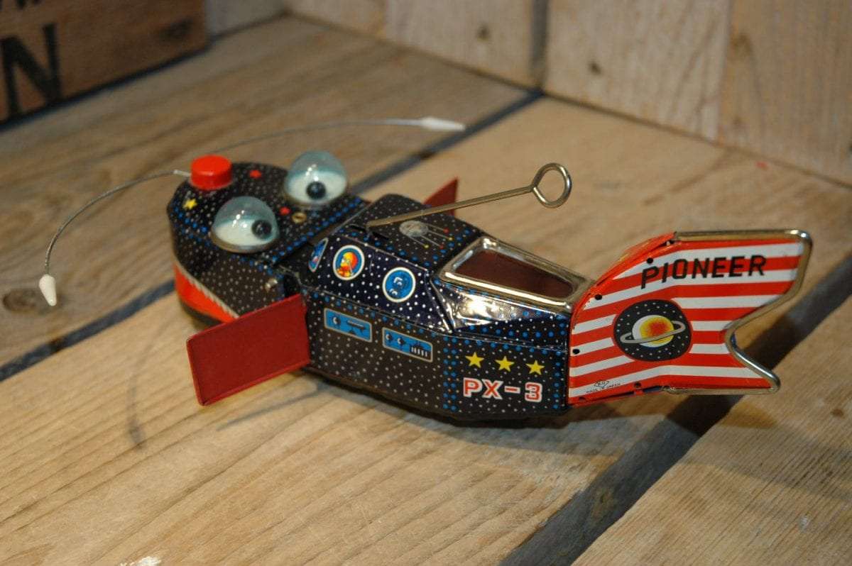 Yoshiya - Space Whale Ship - Vintage Spacetoys