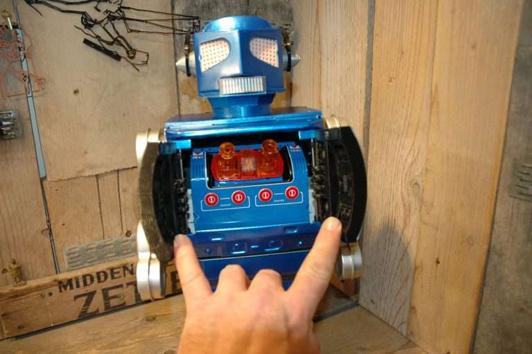 Shigeru Giant Laser Robot - Vintage Spacetoys