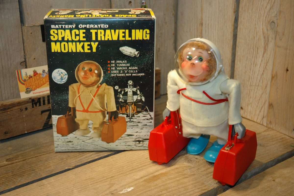 Yanoman - Space Traveling Monkey - Vintage Spacetoys